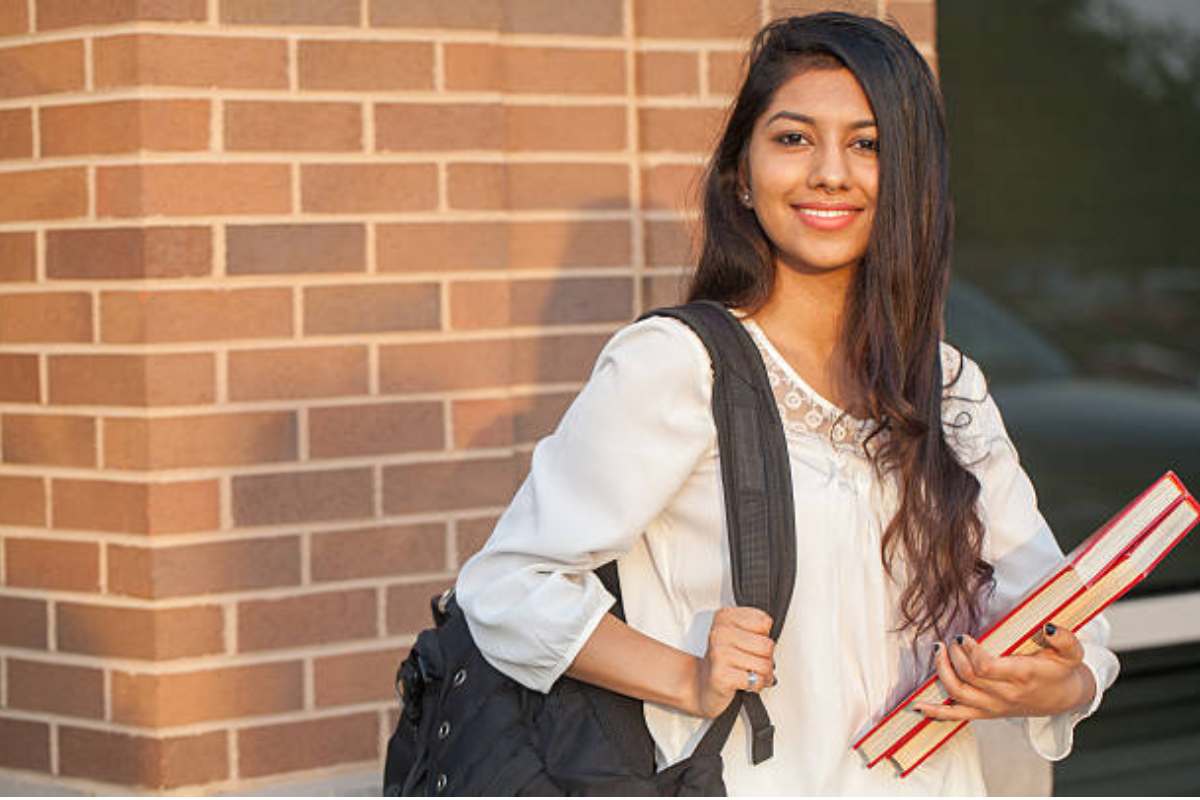 Motivating Your High School Student To Reach for Their Future Goals
